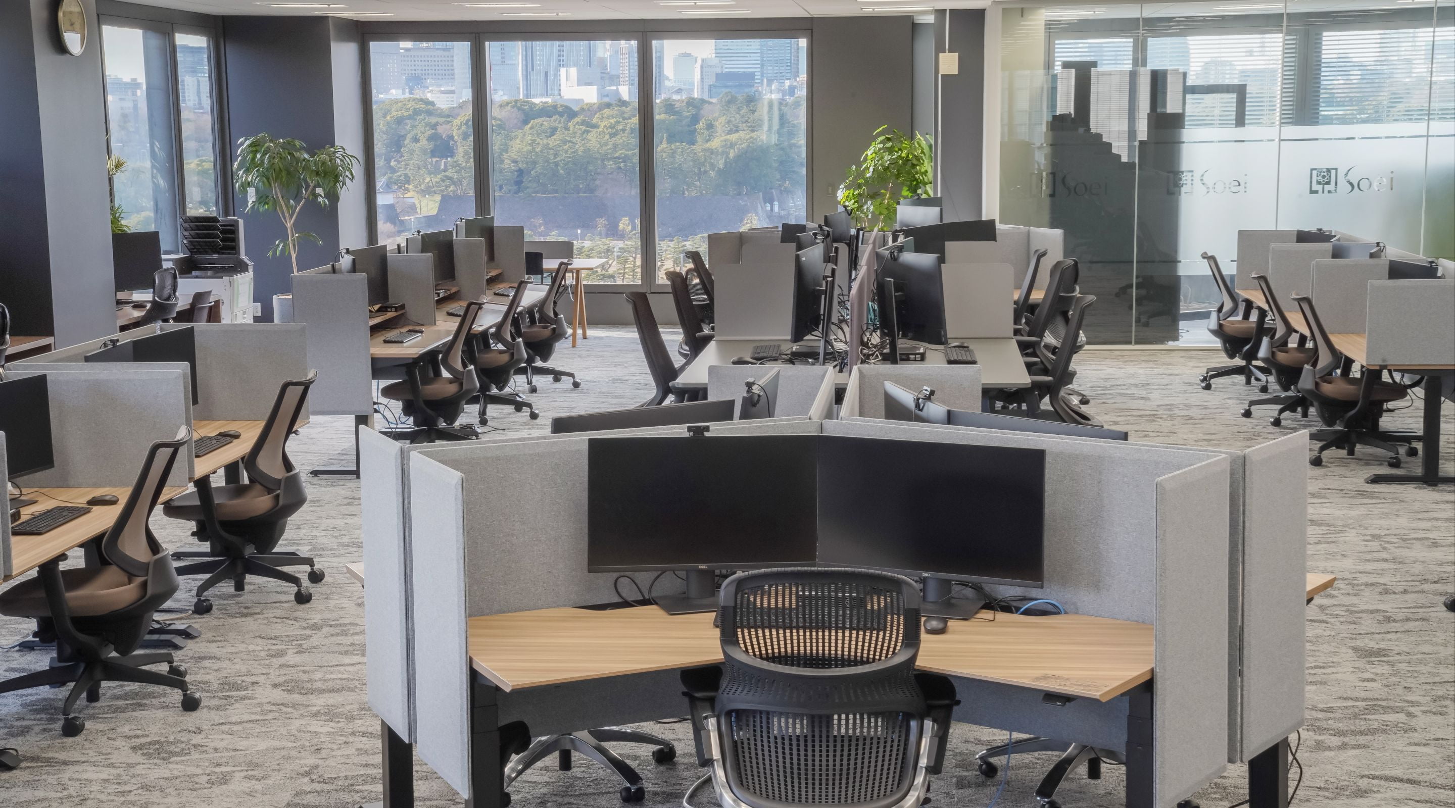 TOP - English - Soei Patent & Law Firm